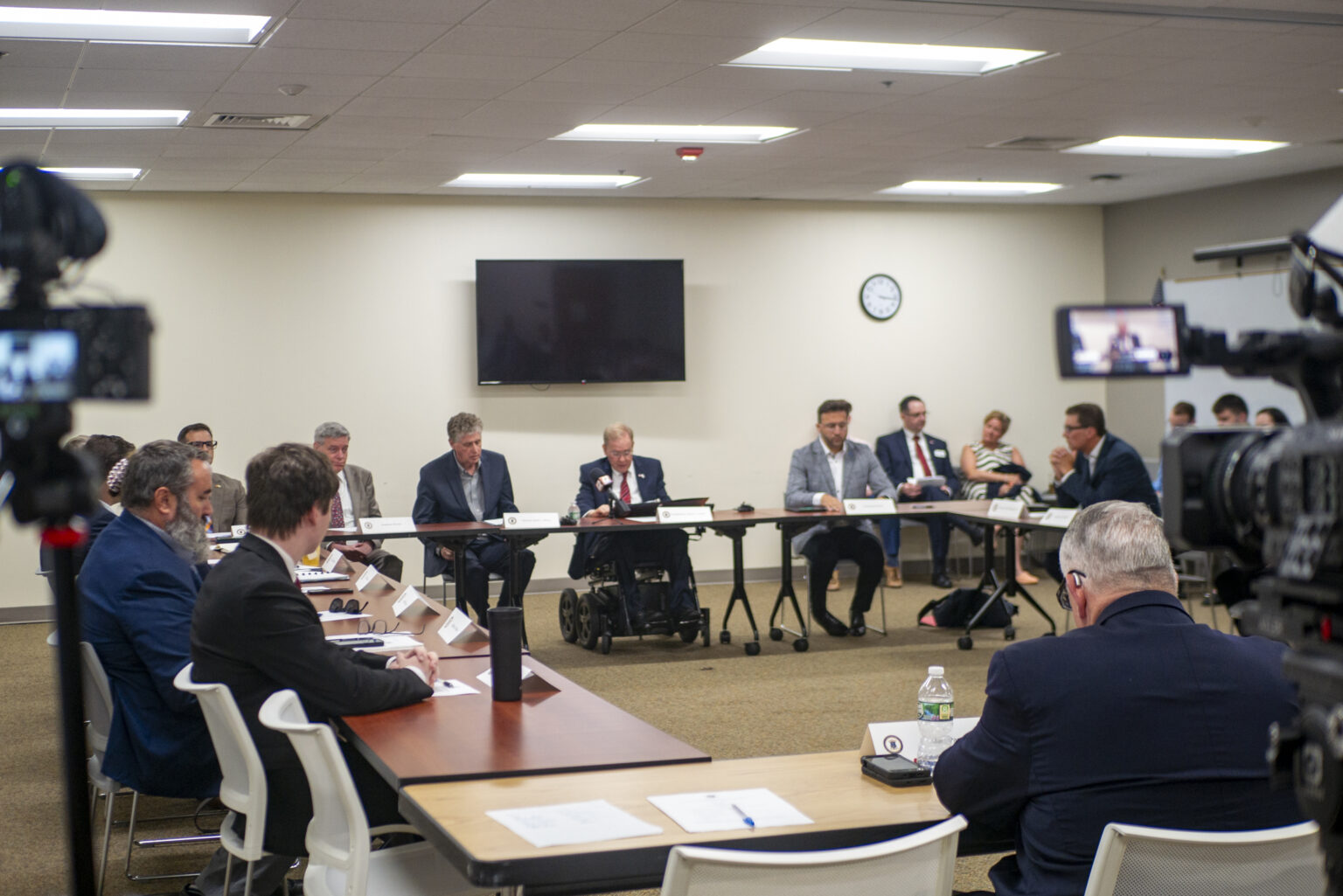 New task force to create road map for AI usage in Rhode Island – Ocean ...